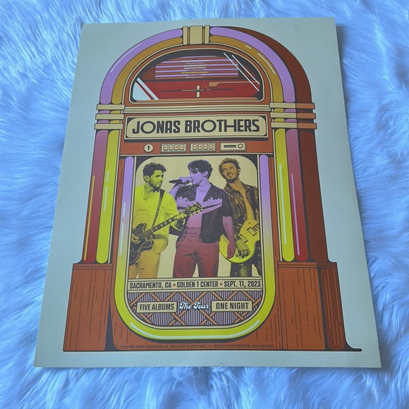 Jonas Brothers | Art | New Jonas Brothers Golden Center Tour Poster ...